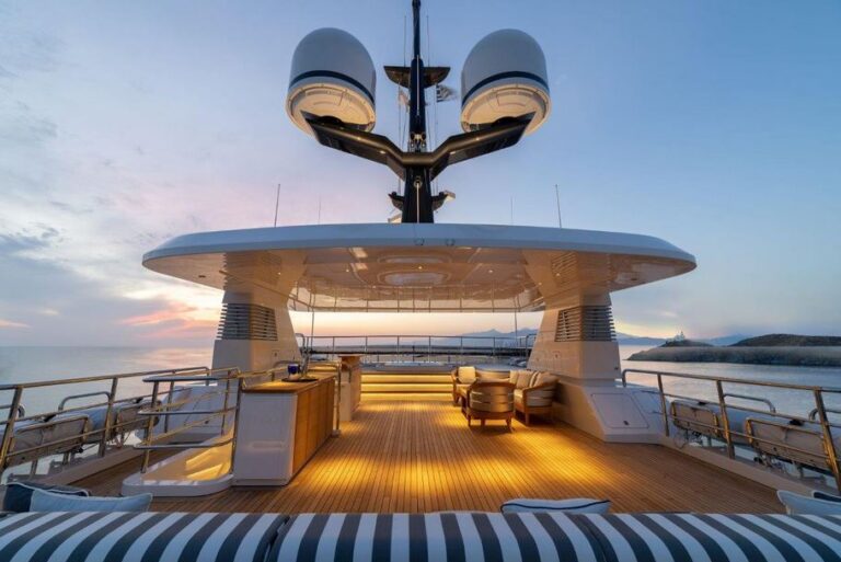 Codecasa 43, eleganza in mare – The Way Magazine