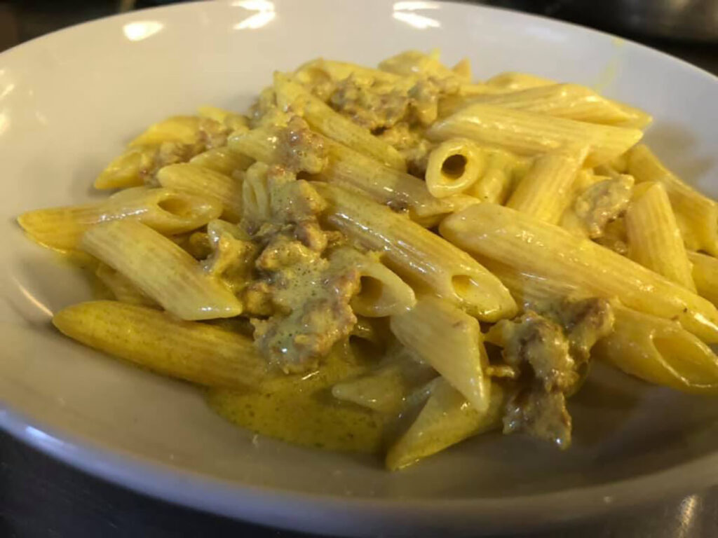 Penne alla milanese, meglio del risotto. Le più cremose e buone, si ...